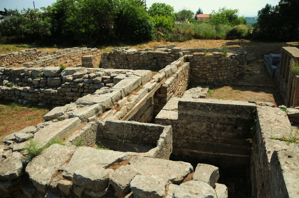 Minoan Water Systems on Crete | ancient water technologies