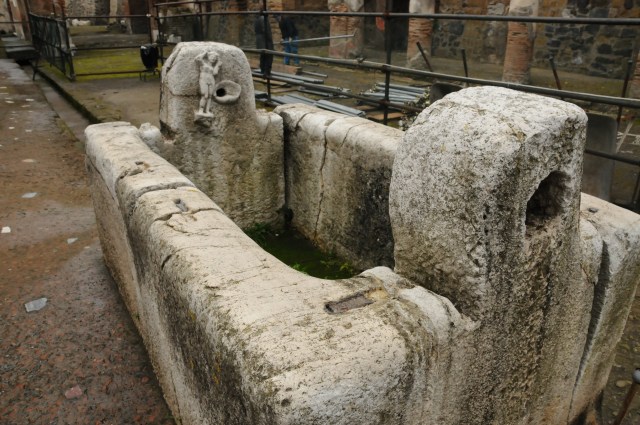 Ancient Water Fountains | ancient water technologies