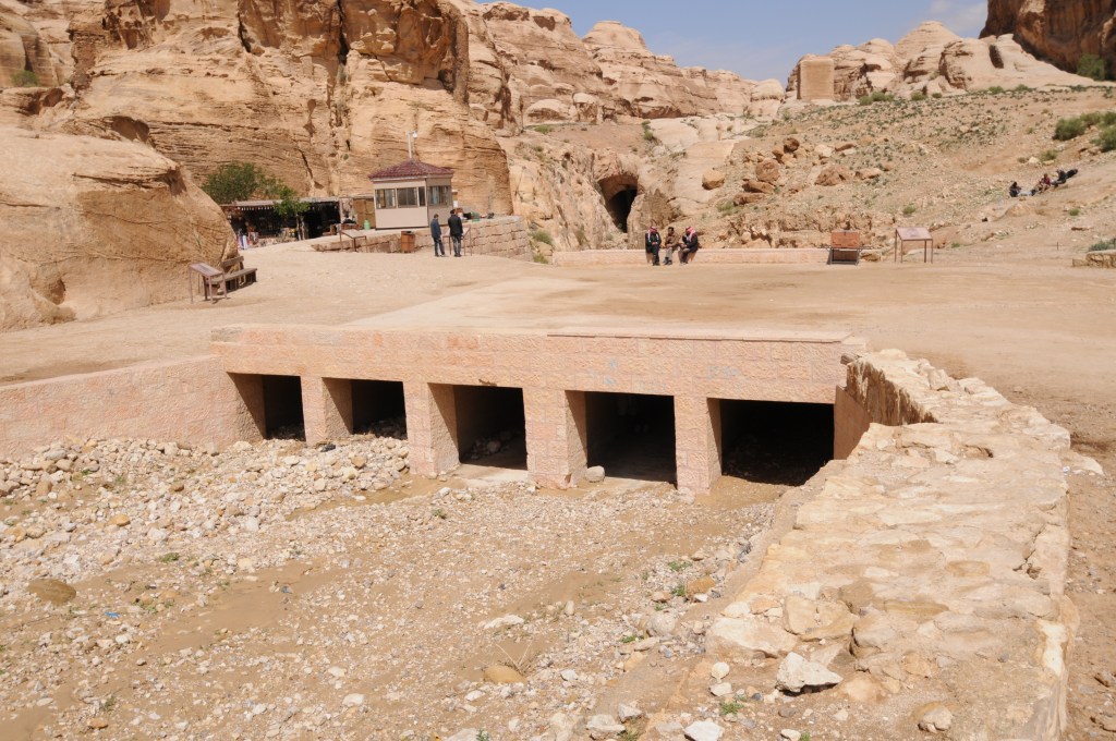 Ancient Water Technologies of the Nabataeans | ancient water technologies