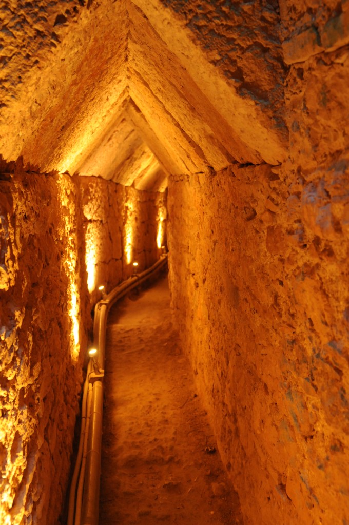 Tunnel of Samos (Eupalinus Tunnel) | ancient water technologies